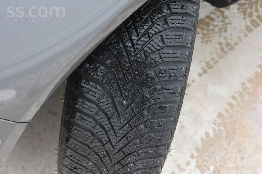 Pelēks Nissan Micra 2005 Rīga, ar dzinēja tilpumu 1.20 L un nobraukumu 103 tūkst. km par 1500 €, foto 18 vietnē AUTOMOTO.COM.LV