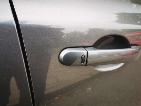 Grey Nissan Micra 2006 in Vilnius, with an engine capacity of 1.30 L and mileage of 132 thousand km for 2850 €, photo 8 on AUTOMOTO.COM.LV