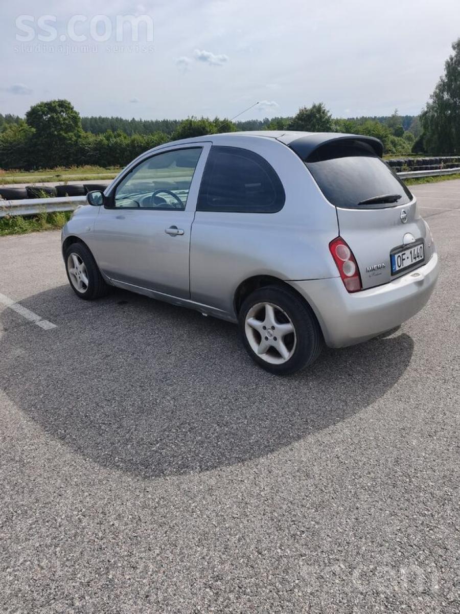 Grey Nissan Micra 2004 in Valmiera, with an engine capacity of 1.50 L and mileage of 318 thousand km for 1090 €, photo 1 on AUTOMOTO.COM.LV