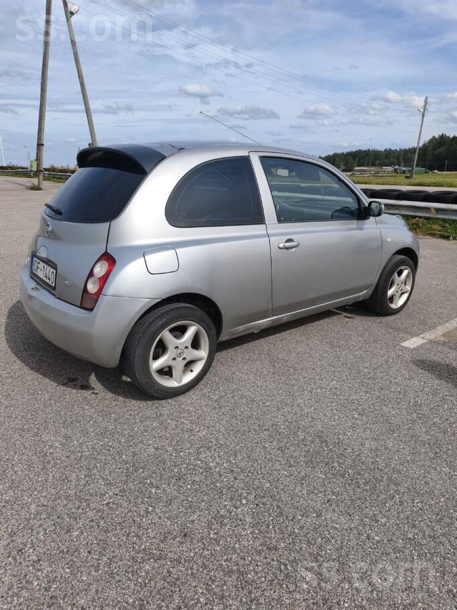 Grey Nissan Micra 2004 in Valmiera, with an engine capacity of 1.50 L and mileage of 318 thousand km for 1090 €, photo 6 on AUTOMOTO.COM.LV