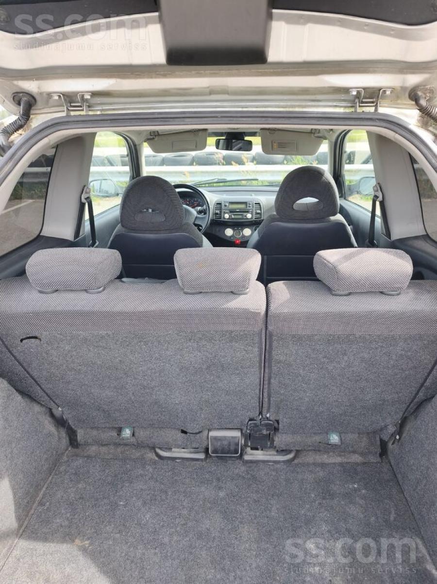 Grey Nissan Micra 2004 in Valmiera, with an engine capacity of 1.50 L and mileage of 318 thousand km for 1090 €, photo 8 on AUTOMOTO.COM.LV