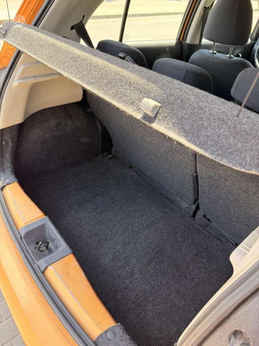 Orange Nissan Micra 2011 in Vilnius, with an engine capacity of 1.20 L and mileage of 160 thousand km for 2300 €, photo 15 on AUTOMOTO.COM.LV