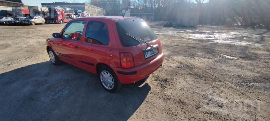 Красный Ниссан Микра 1999 в Рига, объемом двигателя 1.00 л и пробегом 57 тыс. км за 3499 €, фото 5 на AUTOMOTO.COM.LV