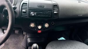 Red Nissan Micra 2005 in Moletai, with an engine capacity of 1.00 L and mileage of 175 thousand km for 900 €, photo 6 on AUTOMOTO.COM.LV