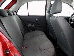 Red Nissan Micra 2005 in Tallinn, with an engine capacity of 1.20 L and mileage of 283 thousand km for 899 €, photo 8 on AUTOMOTO.COM.LV