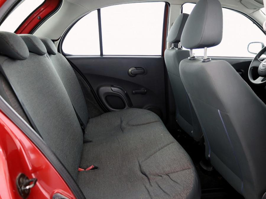 Red Nissan Micra 2005 in Tallinn, with an engine capacity of 1.20 L and mileage of 283 thousand km for 899 €, photo 8 on AUTOMOTO.COM.LV