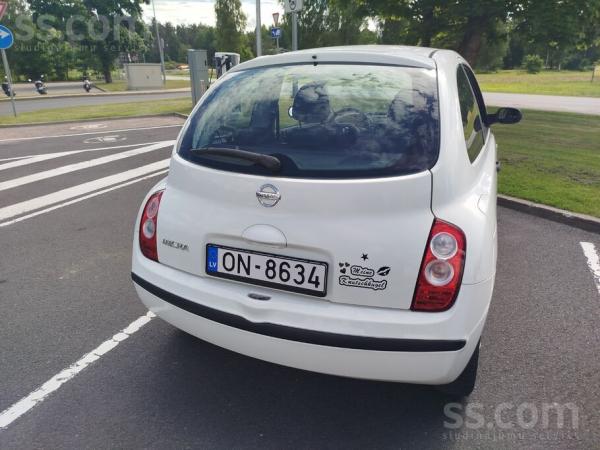 White Nissan Micra 2008 in Valmiera, with an engine capacity of 1.20 L and mileage of 184 thousand km for 2100 €, photo 5 on AUTOMOTO.COM.LV