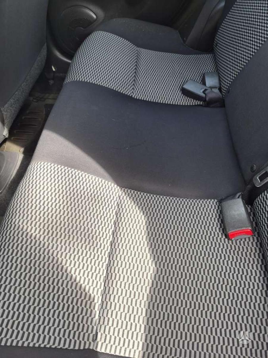 White Nissan Micra 2016 in Kaunas, with an engine capacity of 1.20 L and mileage of 73 thousand km for 3500 €, photo 10 on AUTOMOTO.COM.LV