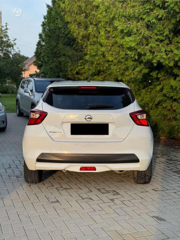 White Nissan Micra 2018 in Radviliskis, with an engine capacity of 0.90 L and mileage of 192 thousand km for 5800 €, photo 5 on AUTOMOTO.COM.LV