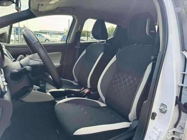 White Nissan Micra 2022 in Kaunas, with an engine capacity of 1.00 L and mileage of 142 thousand km for 8700 €, photo 7 on AUTOMOTO.COM.LV