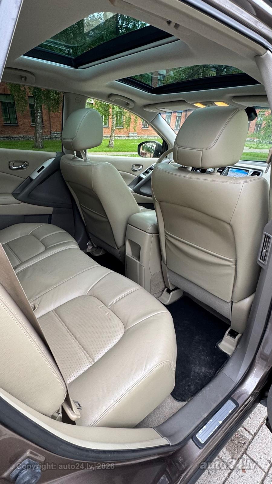 Beige Nissan Murano 2014 in Tallinn, with an engine capacity of 2.50 L and mileage of 174 thousand km for 5990 €, photo 16 on AUTOMOTO.COM.LV