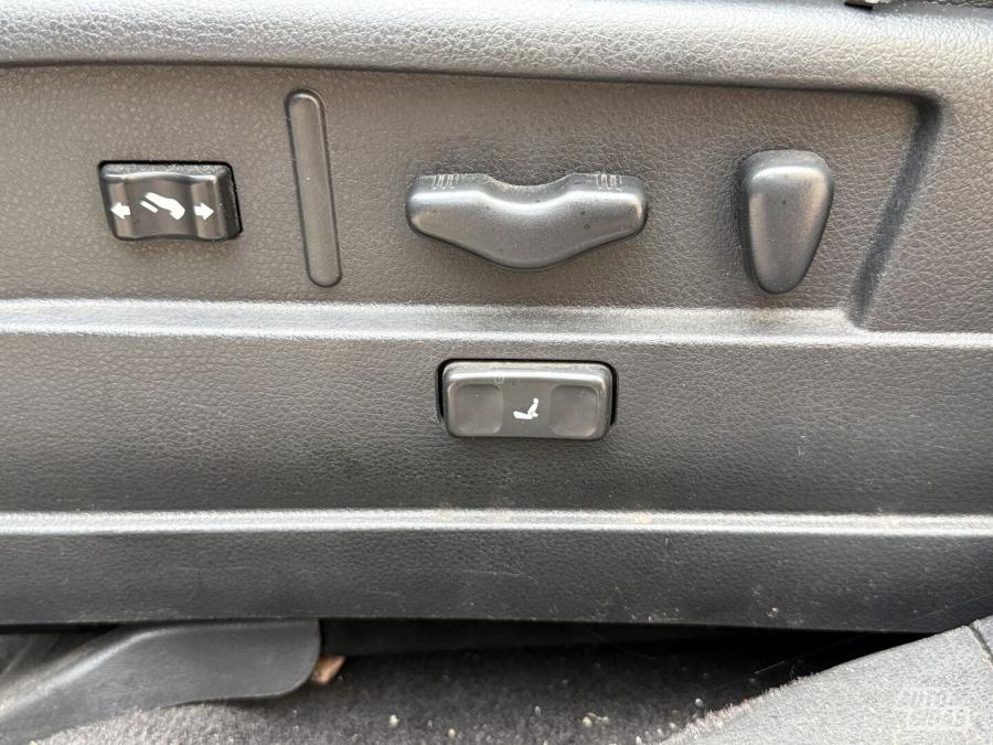 Black Nissan Murano 2006 in Vilnius, with an engine capacity of 3.50 L and mileage of 214 thousand km for 1150 €, photo 9 on AUTOMOTO.COM.LV