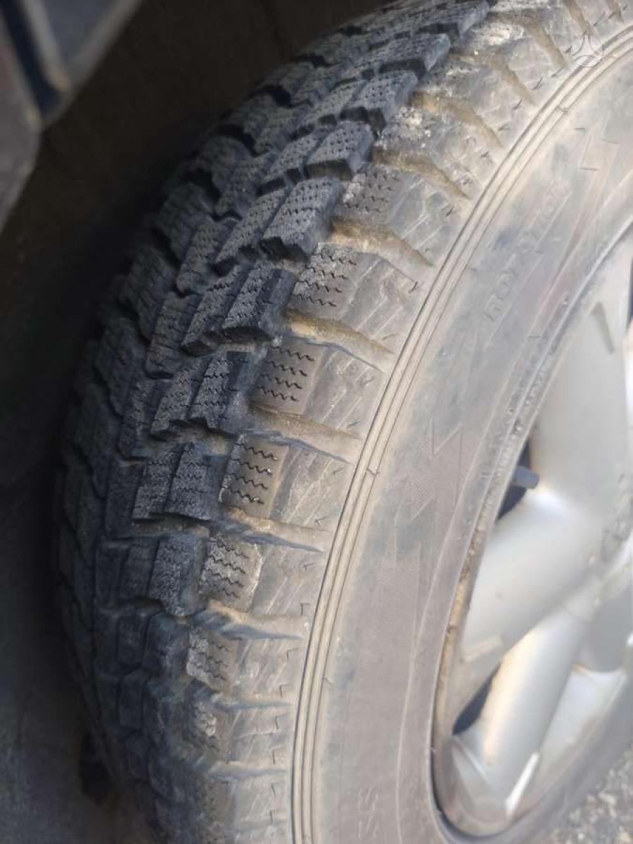 Melns Nissan Murano 2006 Viļņa, ar dzinēja tilpumu 3.50 L un nobraukumu 285 tūkst. km par 1200 €, foto 12 vietnē AUTOMOTO.COM.LV