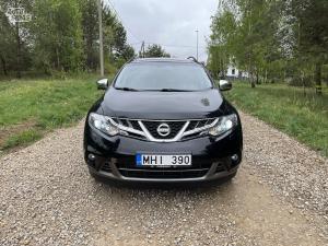 Melns Nissan Murano 2010 Viļņa, ar dzinēja tilpumu 2.50 L un nobraukumu 176 tūkst. km par 5800 €, foto  vietnē AUTOMOTO.COM.LV