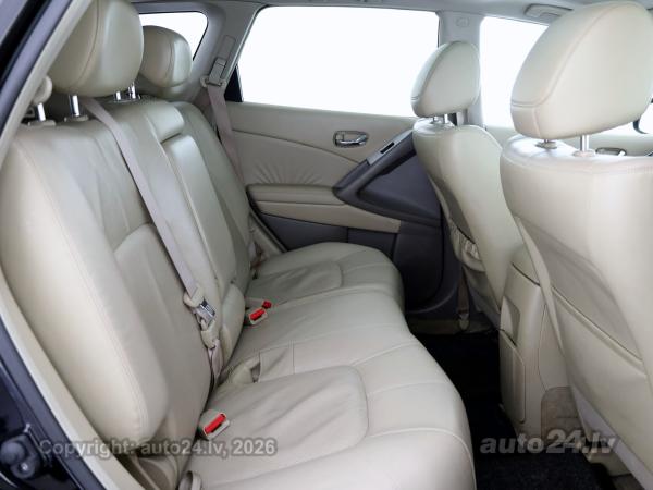 Black Nissan Murano 2011 in Tallinn, with an engine capacity of 2.50 L and mileage of 319 thousand km for 3499 €, photo 7 on AUTOMOTO.COM.LV