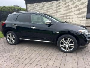 Black Nissan Murano 2011 in Telschi, with an engine capacity of 2.50 L and mileage of 195 thousand km for 5199 €, photo 5 on AUTOMOTO.COM.LV
