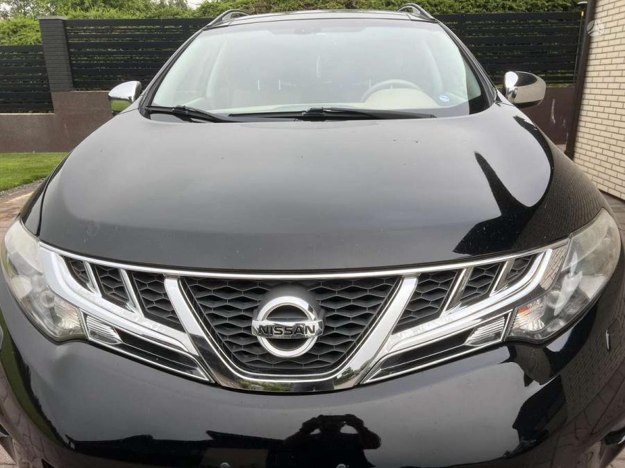 Black Nissan Murano 2011 in Telschi, with an engine capacity of 2.50 L and mileage of 195 thousand km for 5199 €, photo 6 on AUTOMOTO.COM.LV