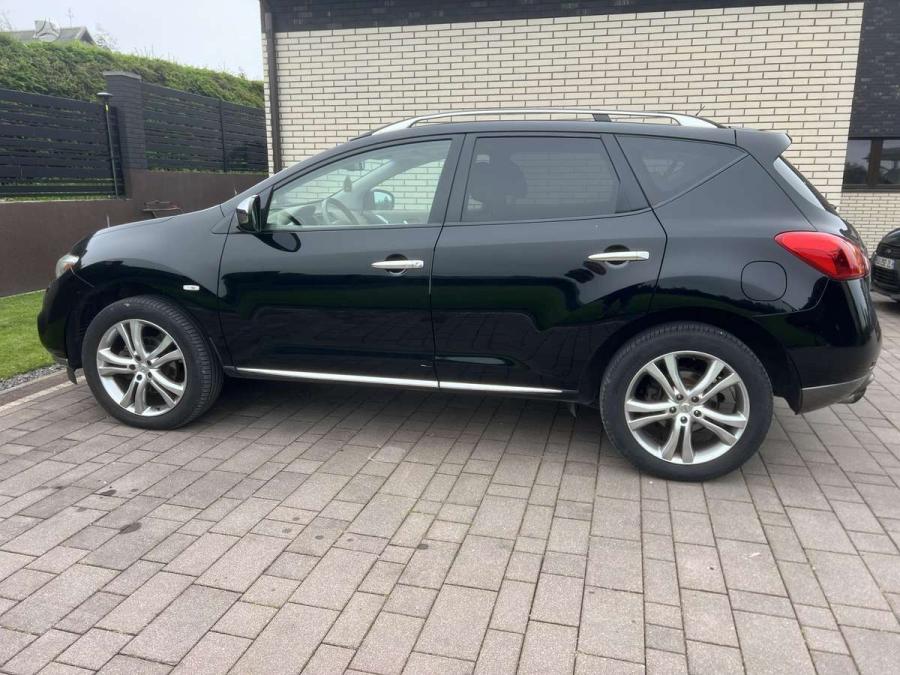 Black Nissan Murano 2011 in Telschi, with an engine capacity of 2.50 L and mileage of 195 thousand km for 5199 €, photo 10 on AUTOMOTO.COM.LV
