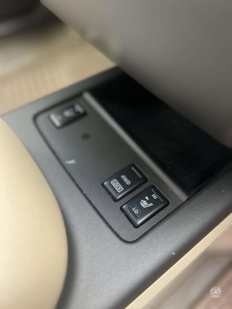 Black Nissan Murano 2011 in Telschi, with an engine capacity of 2.50 L and mileage of 195 thousand km for 5199 €, photo 19 on AUTOMOTO.COM.LV