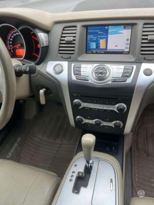 Black Nissan Murano 2011 in Telschi, with an engine capacity of 2.50 L and mileage of 195 thousand km for 5199 €, photo 21 on AUTOMOTO.COM.LV