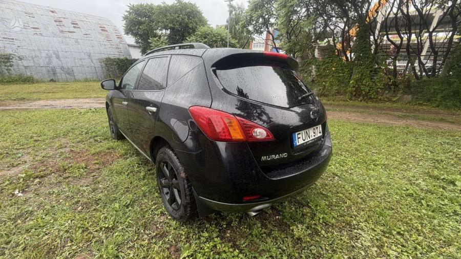 Black Nissan Murano 2012 in Vilnius, with an engine capacity of 2.49 L and mileage of 287 thousand km for 3300 €, photo 5 on AUTOMOTO.COM.LV