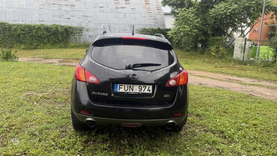 Black Nissan Murano 2012 in Vilnius, with an engine capacity of 2.49 L and mileage of 287 thousand km for 3300 €, photo 6 on AUTOMOTO.COM.LV