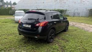 Black Nissan Murano 2012 in Vilnius, with an engine capacity of 2.49 L and mileage of 287 thousand km for 3300 €, photo 8 on AUTOMOTO.COM.LV