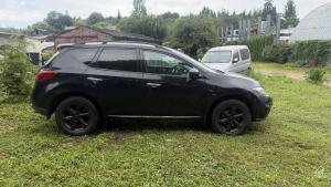 Black Nissan Murano 2012 in Vilnius, with an engine capacity of 2.49 L and mileage of 287 thousand km for 3300 €, photo 9 on AUTOMOTO.COM.LV
