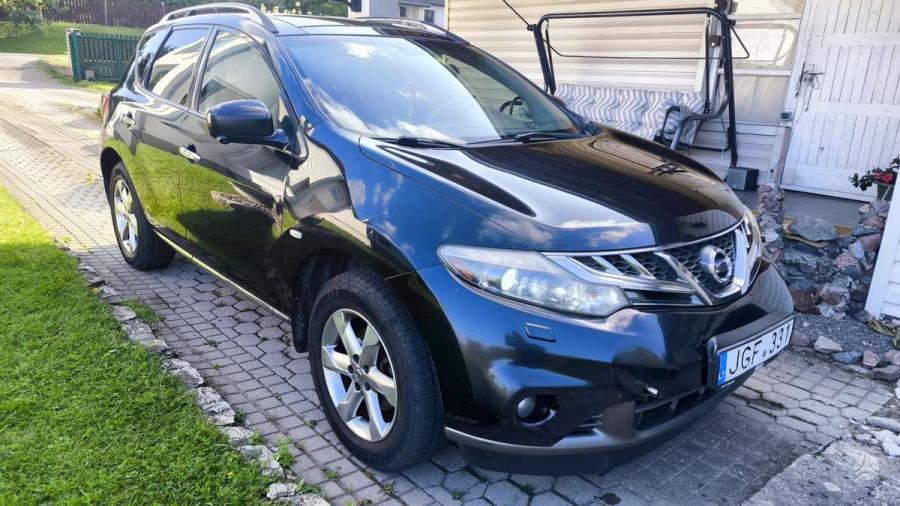 Black Nissan Murano 2012 in Jonava, with an engine capacity of 2.49 L and mileage of 280 thousand km for 6000 €, photo 6 on AUTOMOTO.COM.LV