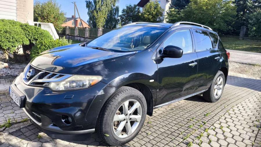 Black Nissan Murano 2012 in Jonava, with an engine capacity of 2.49 L and mileage of 280 thousand km for 6000 €, photo 9 on AUTOMOTO.COM.LV