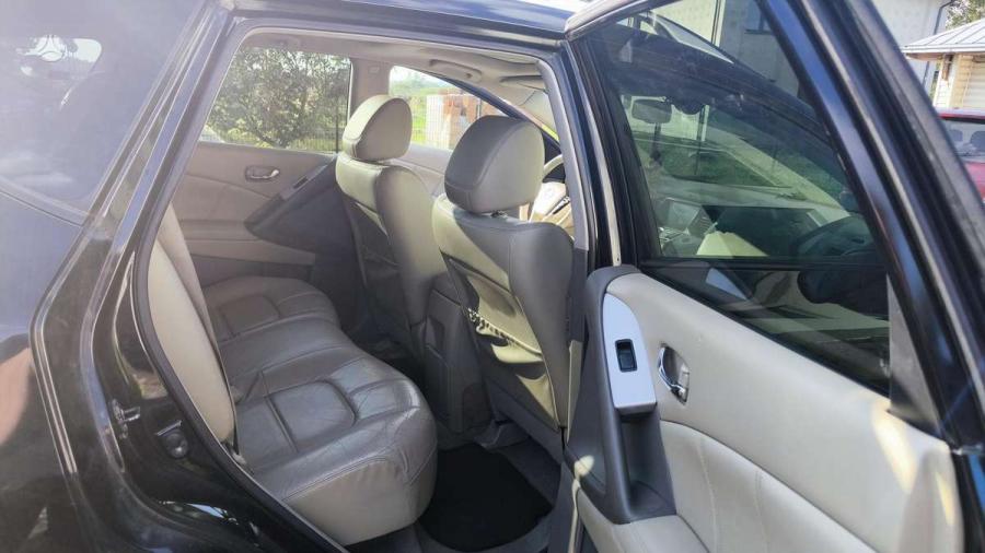 Black Nissan Murano 2012 in Jonava, with an engine capacity of 2.49 L and mileage of 280 thousand km for 6000 €, photo 11 on AUTOMOTO.COM.LV