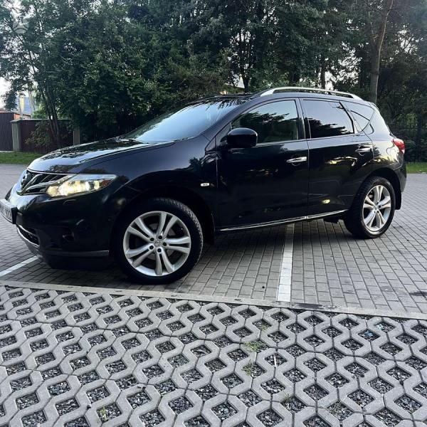 Black Nissan Murano 2013 in Kaunas, with an engine capacity of 2.49 L and mileage of 170 thousand km for 5600 €, photo 1 on AUTOMOTO.COM.LV