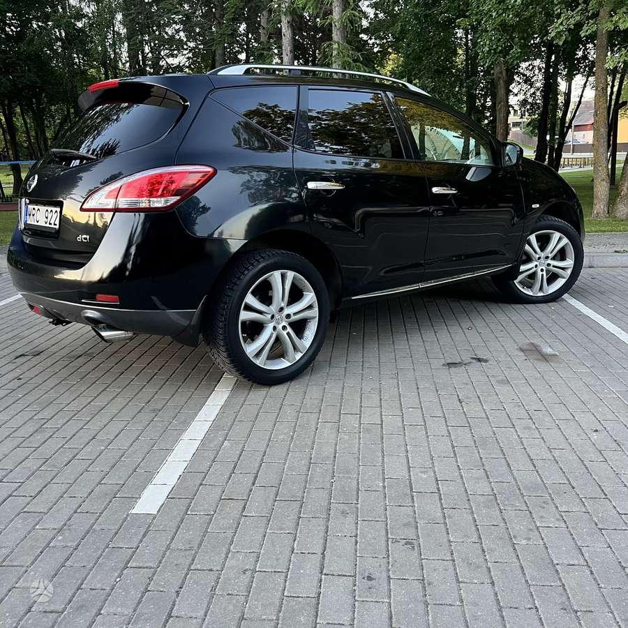 Black Nissan Murano 2013 in Kaunas, with an engine capacity of 2.49 L and mileage of 170 thousand km for 5600 €, photo 3 on AUTOMOTO.COM.LV
