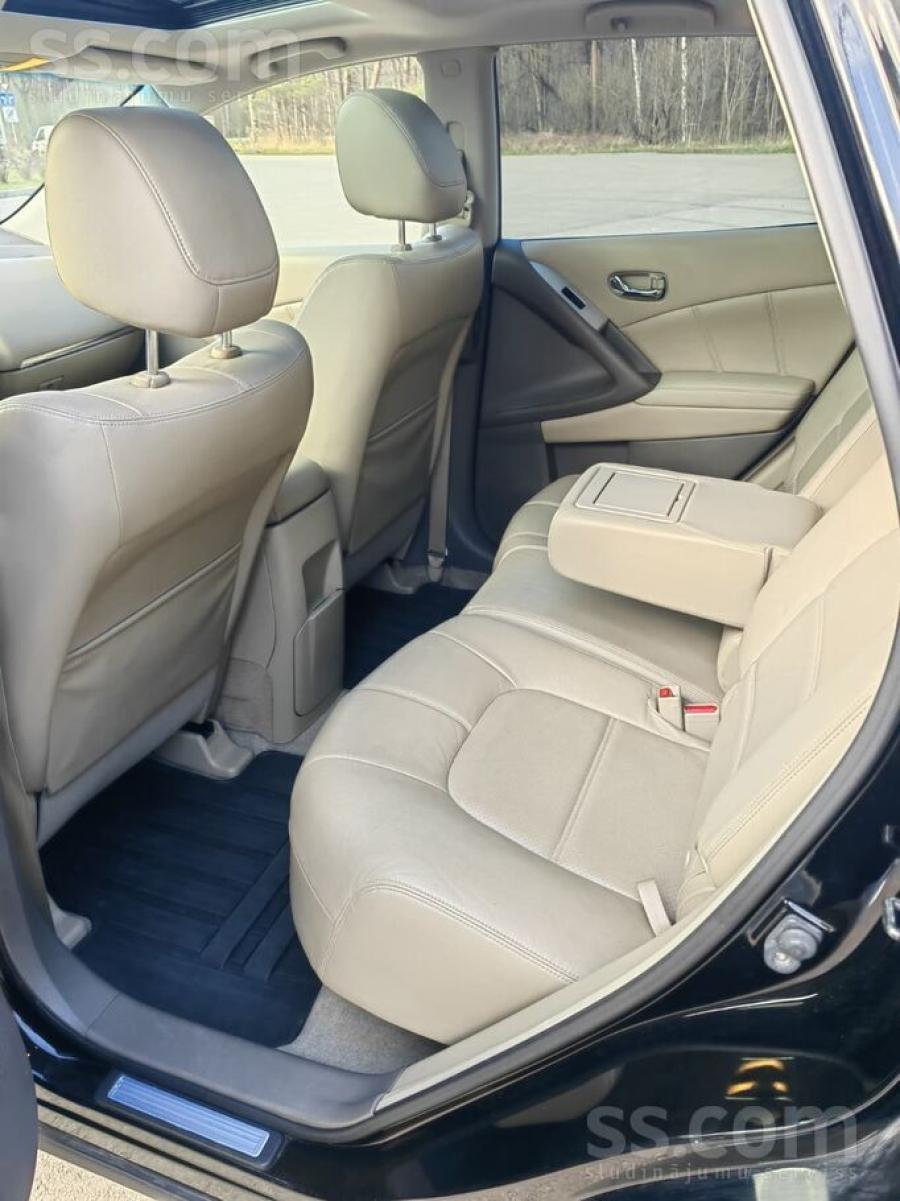 Melns Nissan Murano 2014 Jelgava, ar dzinēja tilpumu 2.50 L un nobraukumu 170 tūkst. km par 7400 €, foto 10 vietnē AUTOMOTO.COM.LV