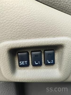 Melns Nissan Murano 2014 Jelgava, ar dzinēja tilpumu 2.50 L un nobraukumu 170 tūkst. km par 7400 €, foto 21 vietnē AUTOMOTO.COM.LV