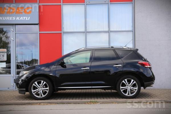 Melns Nissan Murano 2014 Rīga, ar dzinēja tilpumu 2.50 L un nobraukumu 140 tūkst. km par 6995 €, foto 2 vietnē AUTOMOTO.COM.LV