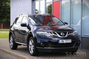 Black Nissan Murano 2014 in Riga, with an engine capacity of 2.50 L and mileage of 140 thousand km for 6995 €, photo 5 on AUTOMOTO.COM.LV
