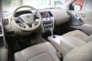 Black Nissan Murano 2014 in Riga, with an engine capacity of 2.50 L and mileage of 140 thousand km for 6995 €, photo 8 on AUTOMOTO.COM.LV