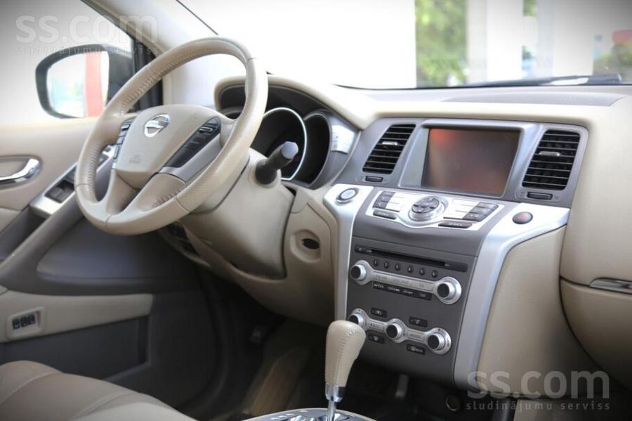 Black Nissan Murano 2014 in Riga, with an engine capacity of 2.50 L and mileage of 140 thousand km for 6995 €, photo 11 on AUTOMOTO.COM.LV