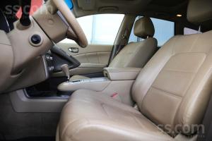 Black Nissan Murano 2014 in Riga, with an engine capacity of 2.50 L and mileage of 140 thousand km for 6995 €, photo 12 on AUTOMOTO.COM.LV