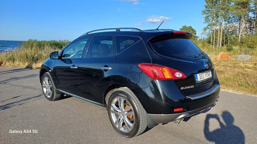 Black Nissan Murano 2011 in Paldiski, with an engine capacity of 0.00 L and mileage of 255 thousand km for 7000 €, photo 13 on AUTOMOTO.COM.LV