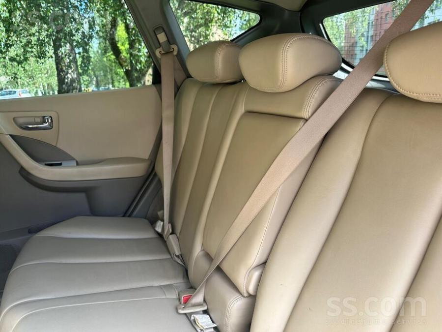 Nissan Murano 2007 in Riga, with an engine capacity of 3.50 L and mileage of 257 thousand km for 1900 €, photo 9 on AUTOMOTO.COM.LV