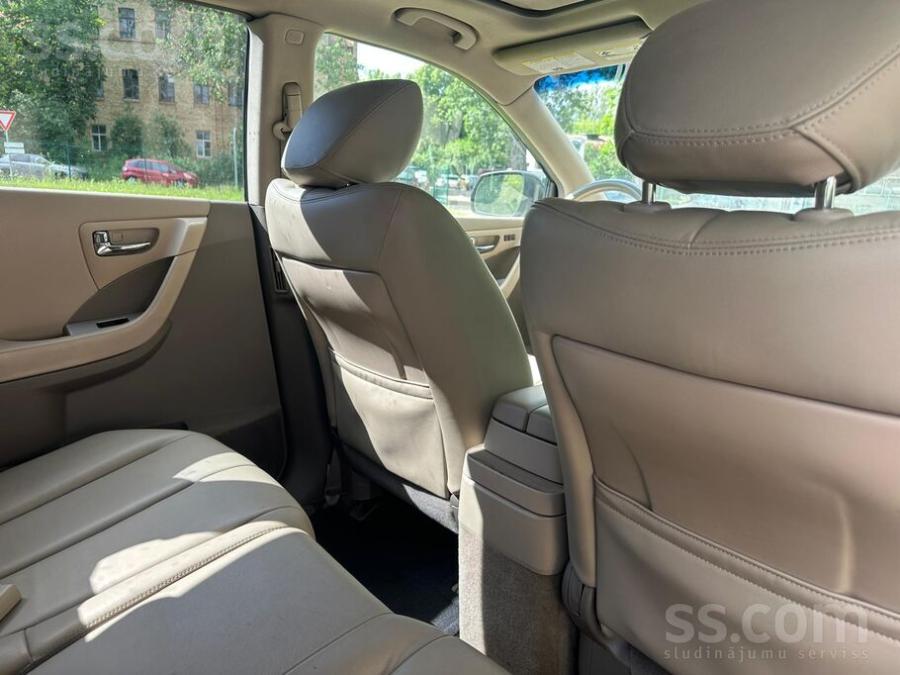 Nissan Murano 2007 in Riga, with an engine capacity of 3.50 L and mileage of 257 thousand km for 1900 €, photo 10 on AUTOMOTO.COM.LV
