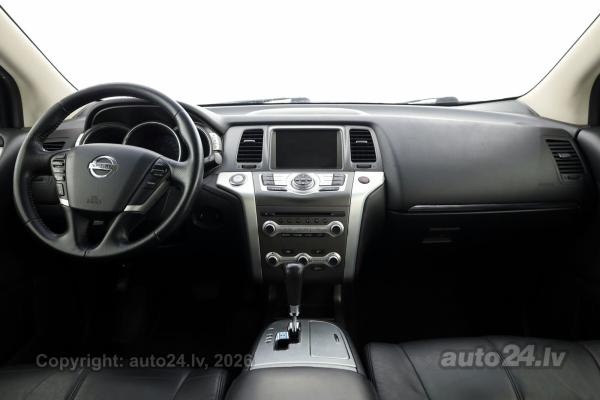 Pelēks Nissan Murano 2011 Tallina, ar dzinēja tilpumu 2.50 L un nobraukumu 157 tūkst. km par 3999 €, foto 5 vietnē AUTOMOTO.COM.LV