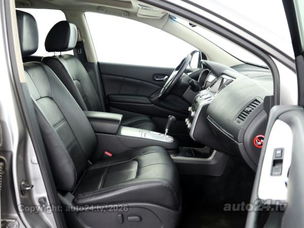 Pelēks Nissan Murano 2011 Tallina, ar dzinēja tilpumu 2.50 L un nobraukumu 157 tūkst. km par 3999 €, foto 6 vietnē AUTOMOTO.COM.LV
