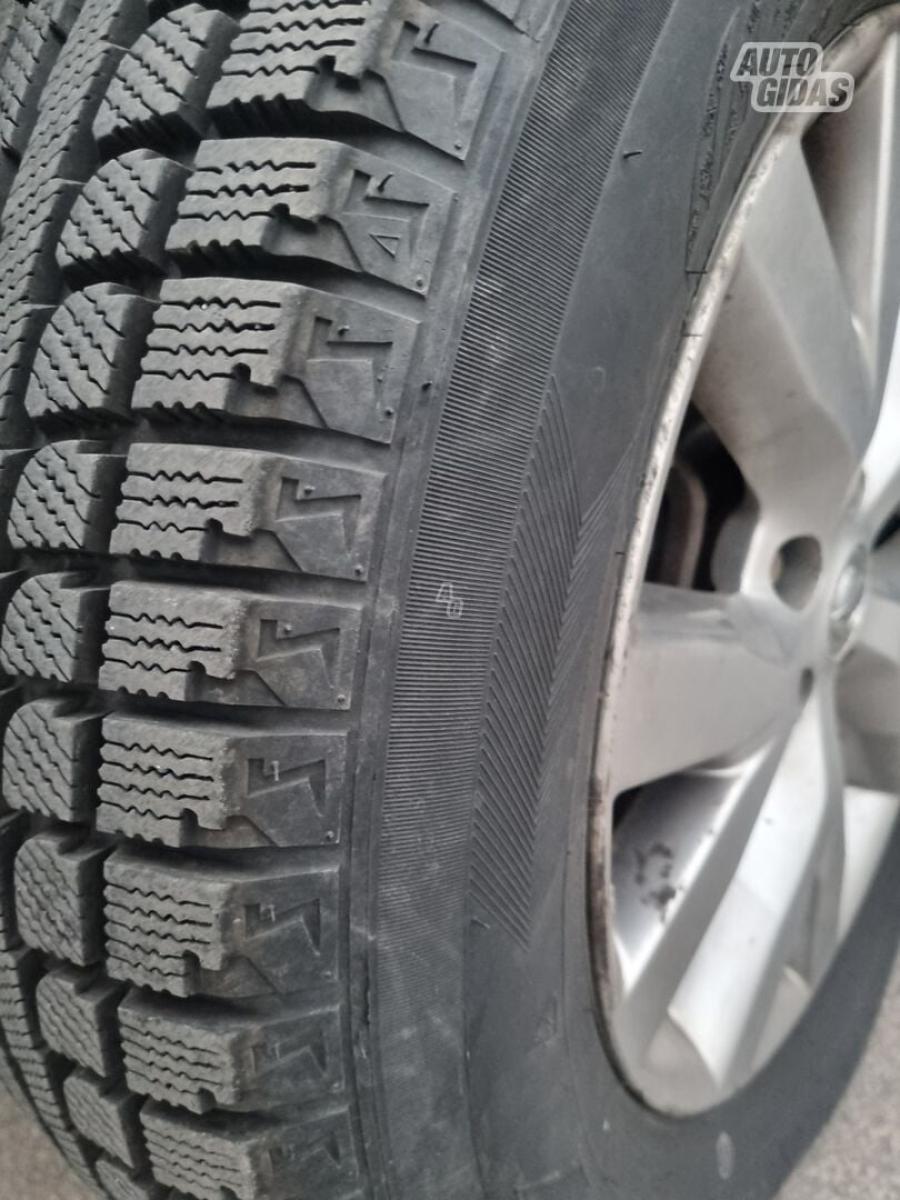 Pelēks Nissan Murano 2012 Tauragė, ar dzinēja tilpumu 2.50 L un nobraukumu 255 tūkst. km par 4500 €, foto 35 vietnē AUTOMOTO.COM.LV
