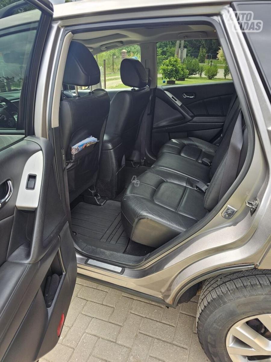 Grey Nissan Murano 2012 in Radviliskis, with an engine capacity of 2.50 L and mileage of 165 thousand km for 6500 €, photo 8 on AUTOMOTO.COM.LV