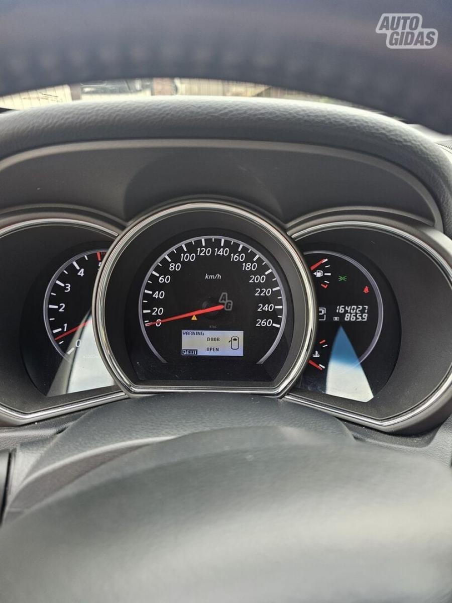 Grey Nissan Murano 2012 in Radviliskis, with an engine capacity of 2.50 L and mileage of 165 thousand km for 6500 €, photo 13 on AUTOMOTO.COM.LV