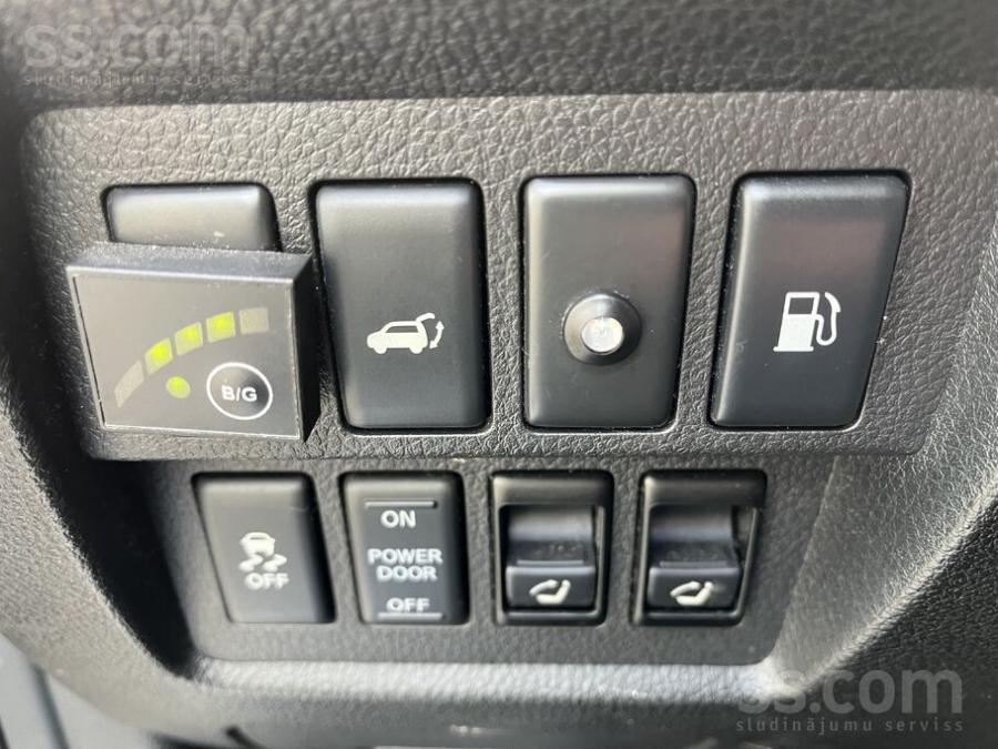 Pelēks Nissan Murano 2012 Rīga, ar dzinēja tilpumu 3.50 L un nobraukumu 275 tūkst. km par 4300 €, foto 21 vietnē AUTOMOTO.COM.LV
