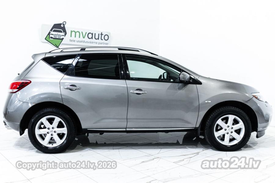 Pelēks Nissan Murano 2012 Tallina, ar dzinēja tilpumu 2.50 L un nobraukumu 254 tūkst. km par 4990 €, foto 11 vietnē AUTOMOTO.COM.LV